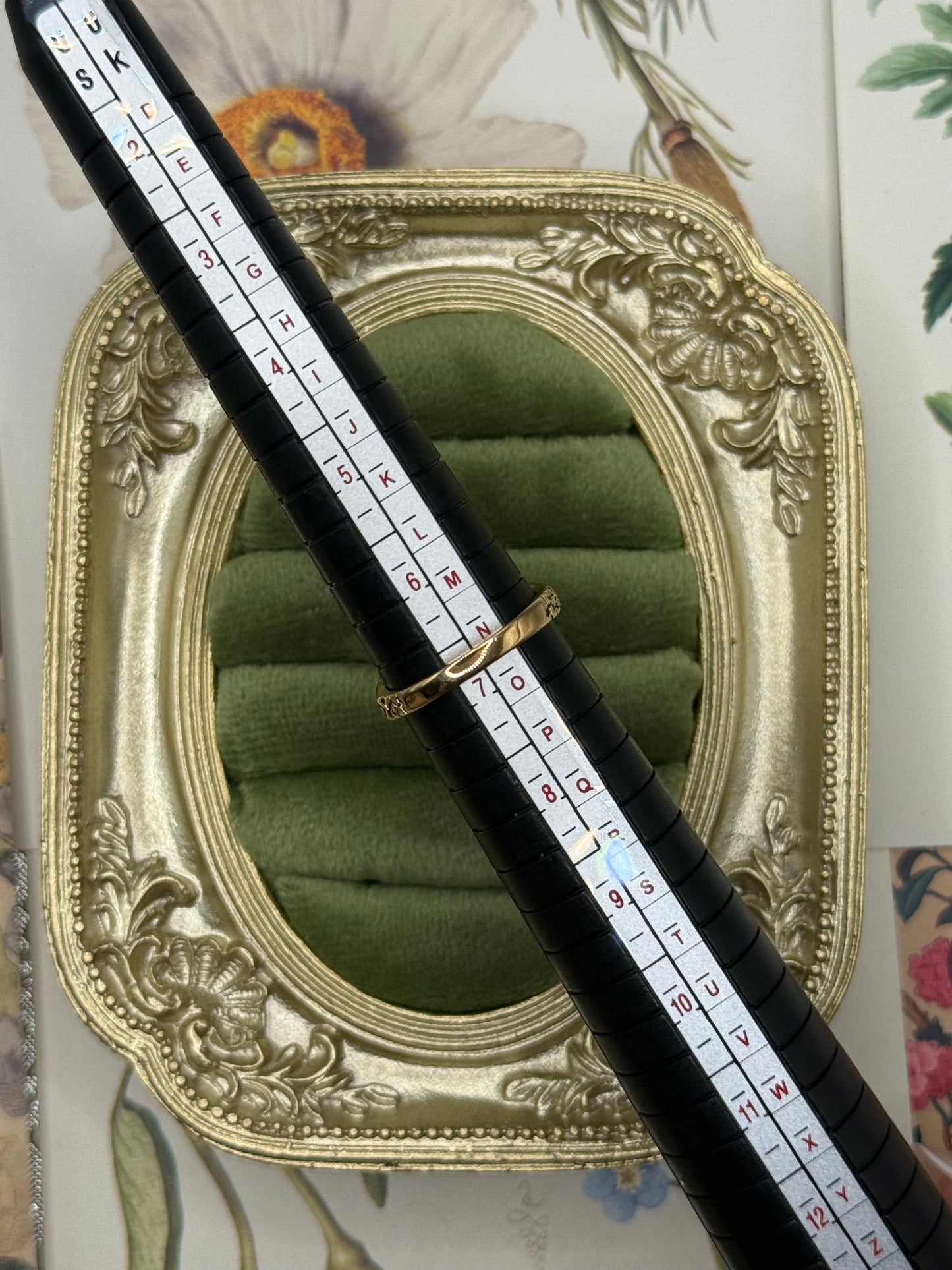 Vintage Gold Tone Deco Style Ring Size 7 – generational vintage